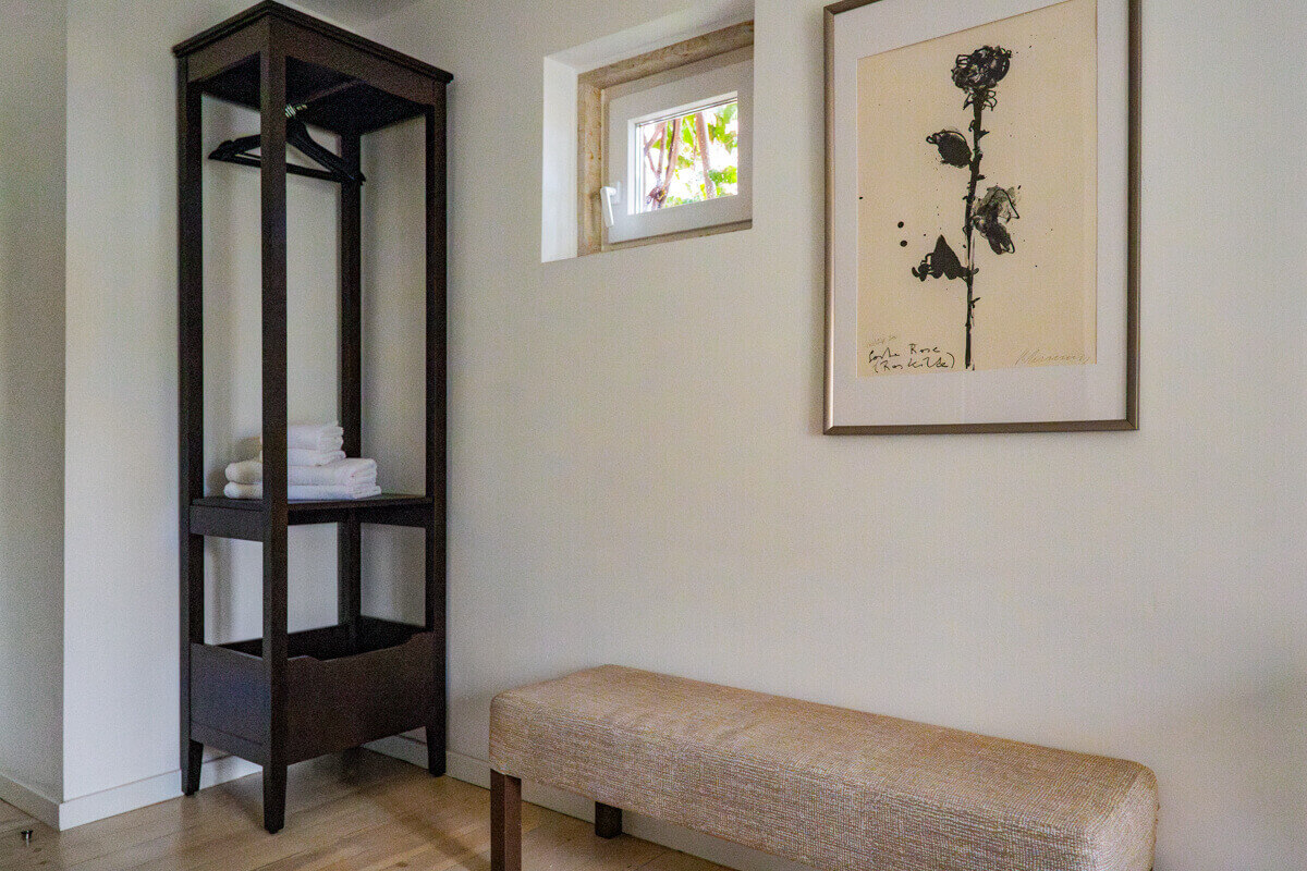 Tings Lisbon's Lemon Tree Lounge at. Graça Boutique Room.